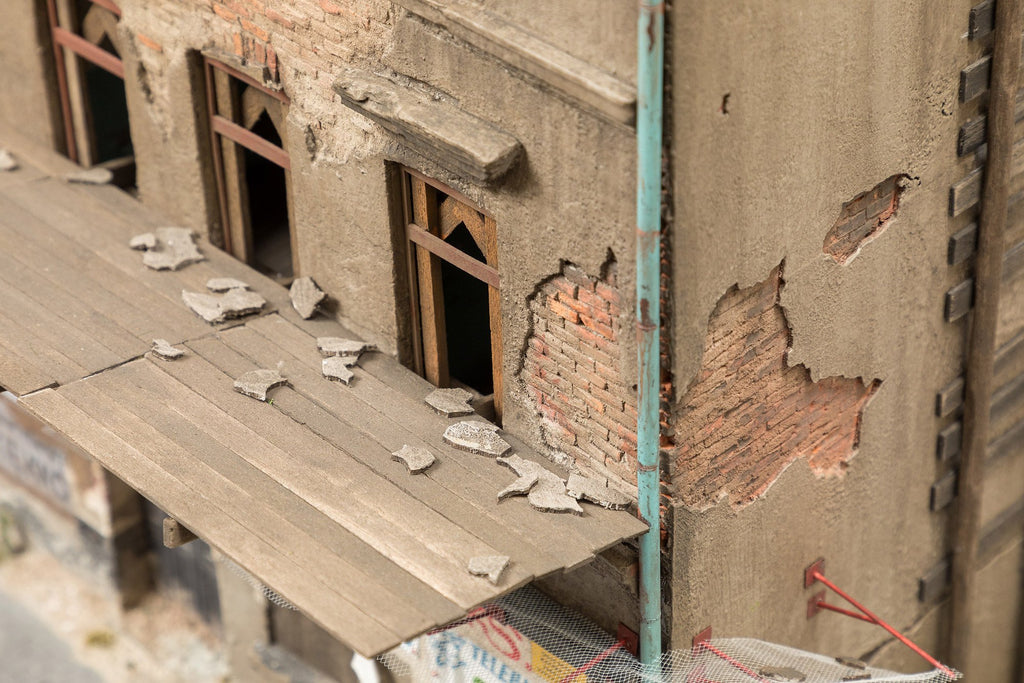 Joshua Smith - "68 Bolesława Limanowskiego"- scratch built miniature m ...